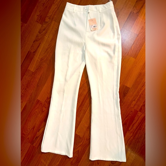Missguided | Pants & Jumpsuits | Misguided White Slacks Size 4 Is Super ...